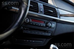 Zils BMW X5 2011 Dobele, ar dzinēja tilpumu 3.00 L un nobraukumu 267 tūkst. km par 13495 €, foto 18 vietnē AUTOMOTO.COM.LV