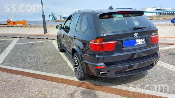 Zils BMW X5 2011 Ventspils, ar dzinēja tilpumu 4.40 L un nobraukumu 186 tūkst. km par 12900 €, foto 2 vietnē AUTOMOTO.COM.LV