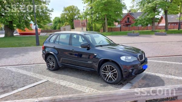 Zils BMW X5 2011 Ventspils, ar dzinēja tilpumu 4.40 L un nobraukumu 186 tūkst. km par 12900 €, foto 4 vietnē AUTOMOTO.COM.LV