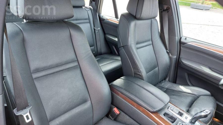 Zils BMW X5 2011 Ventspils, ar dzinēja tilpumu 4.40 L un nobraukumu 186 tūkst. km par 12900 €, foto 15 vietnē AUTOMOTO.COM.LV