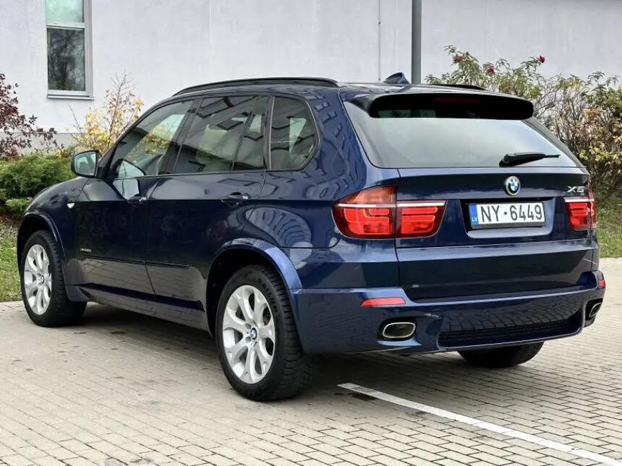 Zils BMW X5 2011 Rīga, ar dzinēja tilpumu 3.00 L un nobraukumu 229 tūkst. km par 15900 €, foto 7 vietnē AUTOMOTO.COM.LV