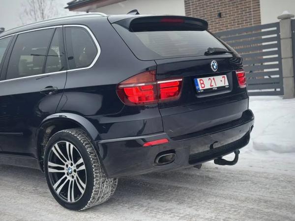 Zils BMW X5 2011 Jelgava, ar dzinēja tilpumu 3.00 L un nobraukumu 261 tūkst. km par 11950 €, foto 5 vietnē AUTOMOTO.COM.LV