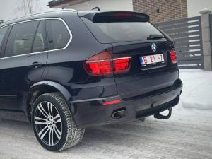 Blue BMW X5 2011 in Jelgava, with an engine capacity of 3.00 L and mileage of 261 thousand km for 11950 €, photo 6 on AUTOMOTO.COM.LV