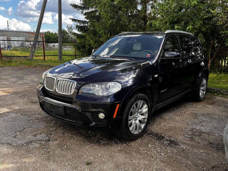 Blue BMW X5 2011 in Siauliai, with an engine capacity of 4.40 L and mileage of 181 thousand km for 7500 €, photo 1 on AUTOMOTO.COM.LV
