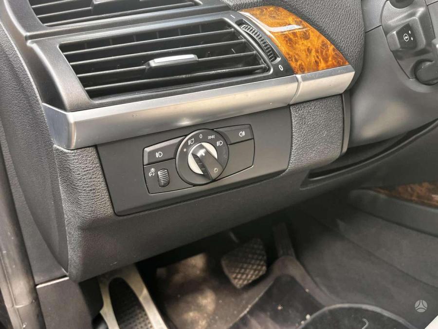 Blue BMW X5 2011 in Siauliai, with an engine capacity of 4.40 L and mileage of 181 thousand km for 7500 €, photo 10 on AUTOMOTO.COM.LV