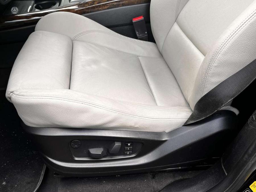 Blue BMW X5 2011 in Siauliai, with an engine capacity of 4.40 L and mileage of 181 thousand km for 7500 €, photo 14 on AUTOMOTO.COM.LV