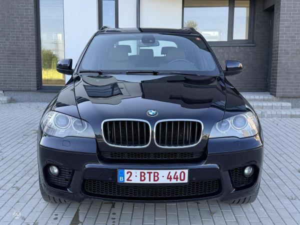 Blue BMW X5 2011 in Vilnius, with an engine capacity of 2.99 L and mileage of 271 thousand km for 11000 €, photo 4 on AUTOMOTO.COM.LV