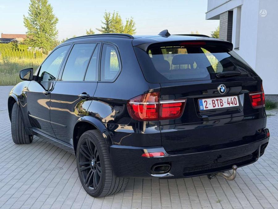 Blue BMW X5 2011 in Vilnius, with an engine capacity of 2.99 L and mileage of 271 thousand km for 11000 €, photo 13 on AUTOMOTO.COM.LV