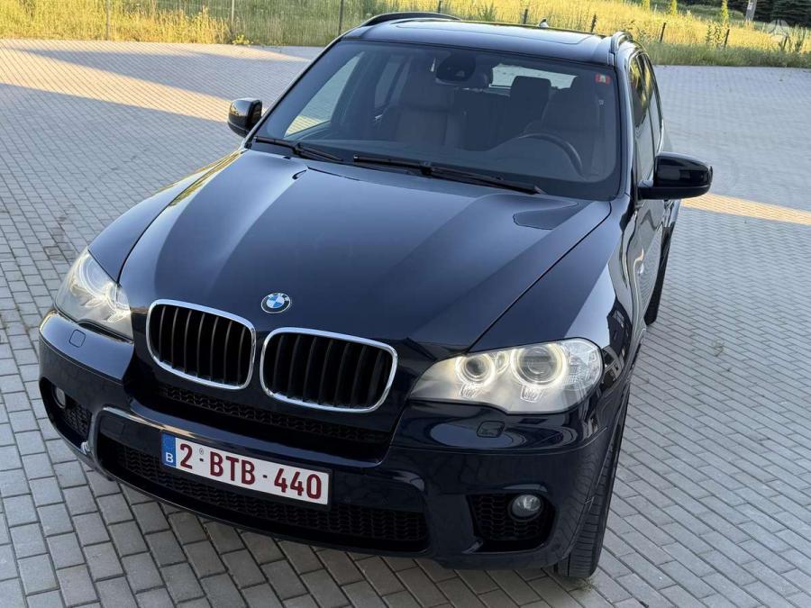 Blue BMW X5 2011 in Vilnius, with an engine capacity of 2.99 L and mileage of 271 thousand km for 11000 €, photo 16 on AUTOMOTO.COM.LV