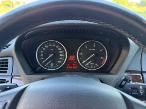 Blue BMW X5 2011 in Vilnius, with an engine capacity of 2.99 L and mileage of 271 thousand km for 11000 €, photo 27 on AUTOMOTO.COM.LV