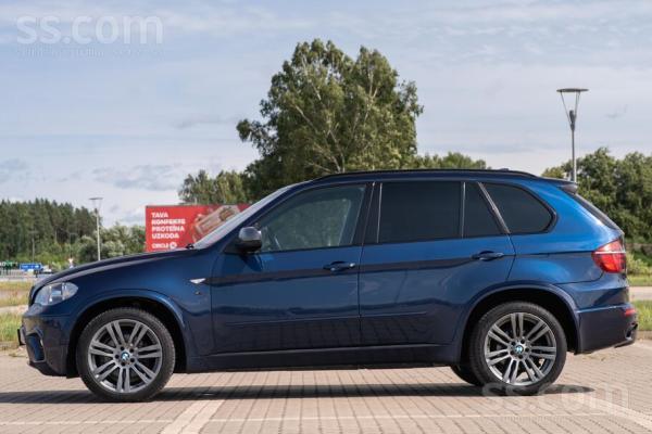 Zils BMW X5 2011 Rīga, ar dzinēja tilpumu 3.00 L un nobraukumu 321 tūkst. km par 14500 €, foto 1 vietnē AUTOMOTO.COM.LV