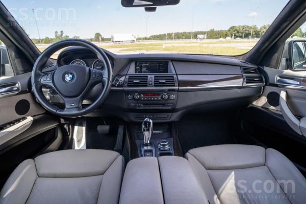 Zils BMW X5 2011 Rīga, ar dzinēja tilpumu 3.00 L un nobraukumu 321 tūkst. km par 14500 €, foto 6 vietnē AUTOMOTO.COM.LV
