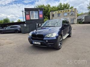 Zils BMW X5 2011 Rīga, ar dzinēja tilpumu 3.00 L un nobraukumu 305 tūkst. km par 11990 €, foto 5 vietnē AUTOMOTO.COM.LV
