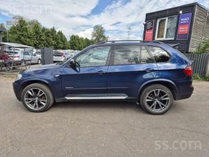 Zils BMW X5 2011 Rīga, ar dzinēja tilpumu 3.00 L un nobraukumu 305 tūkst. km par 11990 €, foto 10 vietnē AUTOMOTO.COM.LV