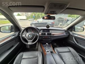 Zils BMW X5 2011 Rīga, ar dzinēja tilpumu 3.00 L un nobraukumu 305 tūkst. km par 11990 €, foto 12 vietnē AUTOMOTO.COM.LV