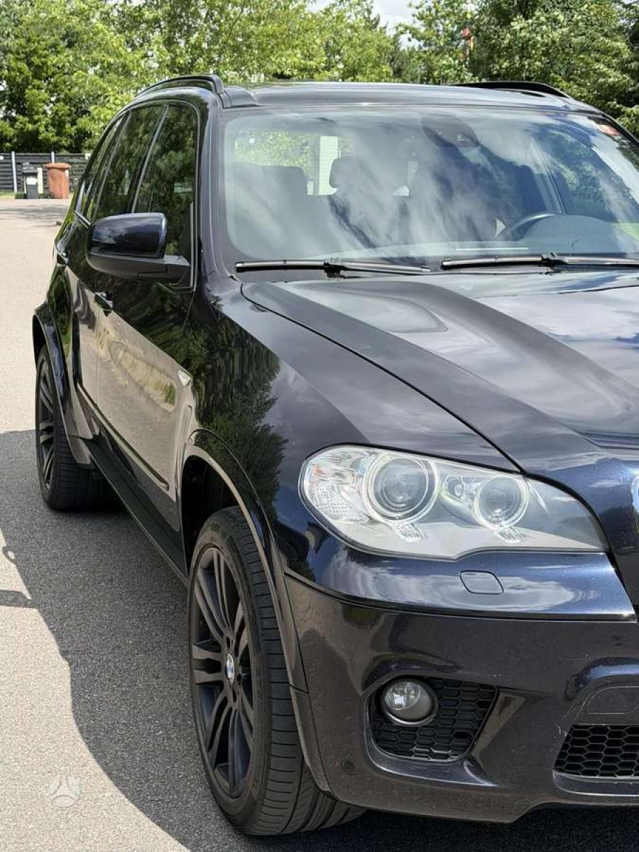 Blue BMW X5 2011 in Vilnius, with an engine capacity of 2.99 L and mileage of 272 thousand km for 10700 €, photo 8 on AUTOMOTO.COM.LV