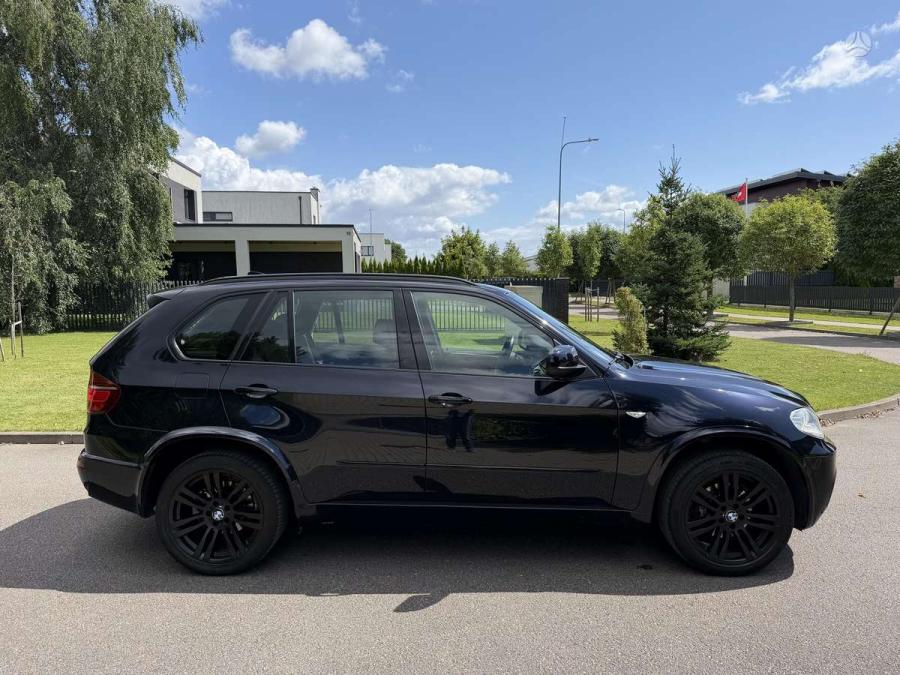 Blue BMW X5 2011 in Vilnius, with an engine capacity of 2.99 L and mileage of 272 thousand km for 10700 €, photo 12 on AUTOMOTO.COM.LV