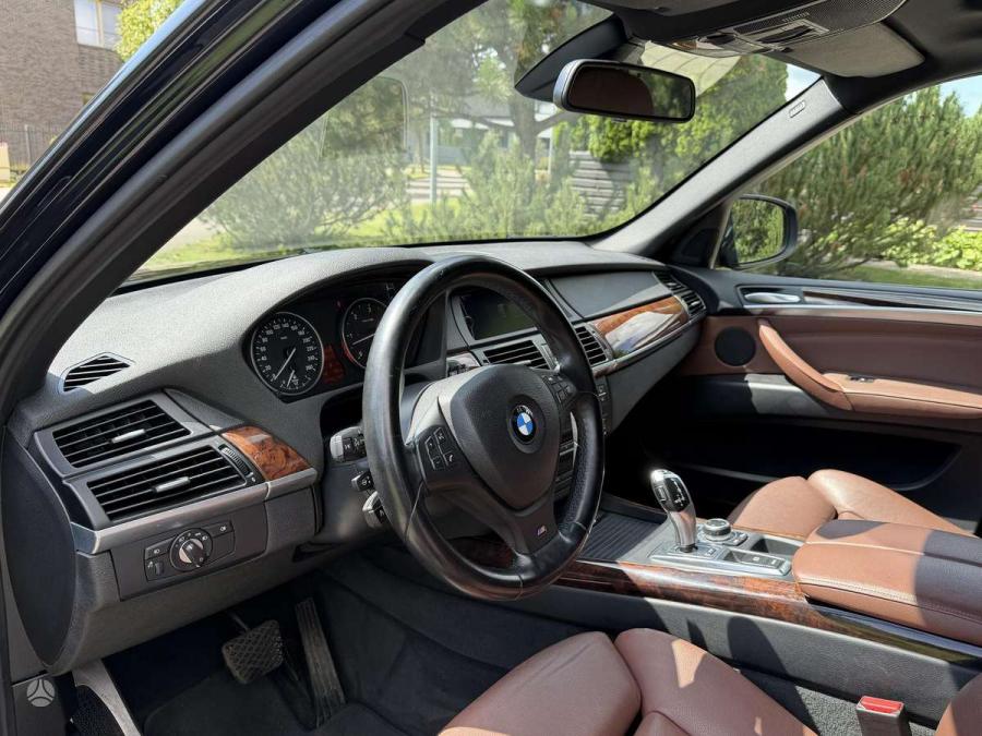 Blue BMW X5 2011 in Vilnius, with an engine capacity of 2.99 L and mileage of 272 thousand km for 10700 €, photo 20 on AUTOMOTO.COM.LV