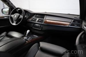 Blue BMW X5 2011 in Riga, with an engine capacity of 3.00 L and mileage of 350 thousand km for 10995 €, photo 15 on AUTOMOTO.COM.LV