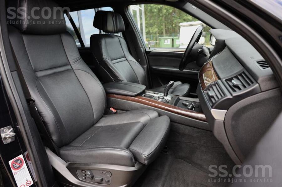Blue BMW X5 2011 in Riga, with an engine capacity of 3.00 L and mileage of 350 thousand km for 10995 €, photo 18 on AUTOMOTO.COM.LV