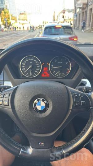 Blue BMW X5 2011 in Riga, with an engine capacity of 3.00 L and mileage of 246 thousand km for 12500 €, photo 4 on AUTOMOTO.COM.LV