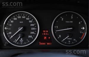 Blue BMW X5 2011 in Jelgava, with an engine capacity of 3.00 L and mileage of 295 thousand km for 9500 €, photo 8 on AUTOMOTO.COM.LV