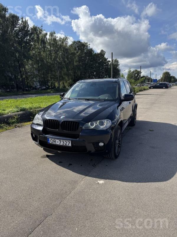 Zils BMW X5 2011 Rīga, ar dzinēja tilpumu 3.00 L un nobraukumu 247 tūkst. km par 11300 €, foto 1 vietnē AUTOMOTO.COM.LV
