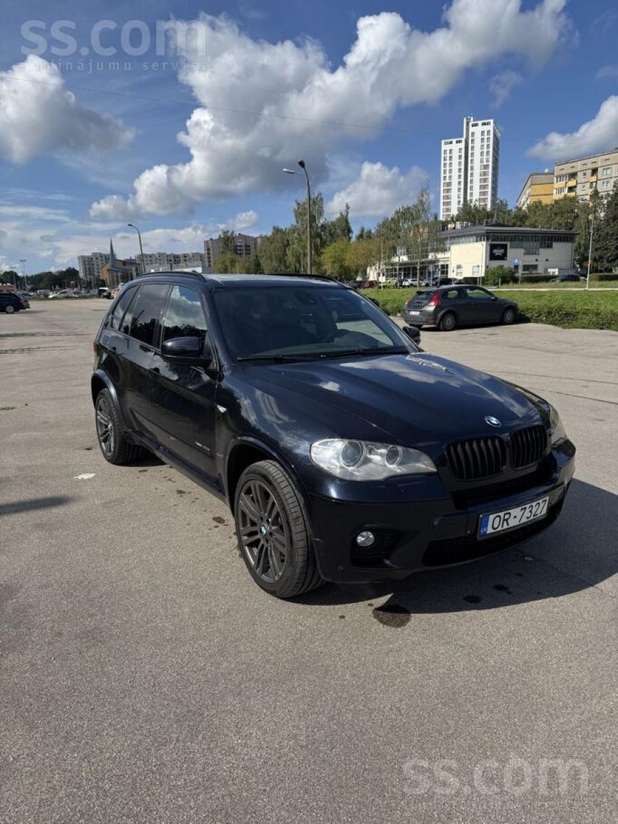 Zils BMW X5 2011 Rīga, ar dzinēja tilpumu 3.00 L un nobraukumu 247 tūkst. km par 11300 €, foto 4 vietnē AUTOMOTO.COM.LV