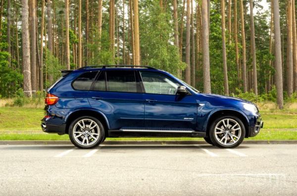 Zils BMW X5 2011 Rīga, ar dzinēja tilpumu 3.00 L un nobraukumu 305 tūkst. km par 9590 €, foto 9 vietnē AUTOMOTO.COM.LV