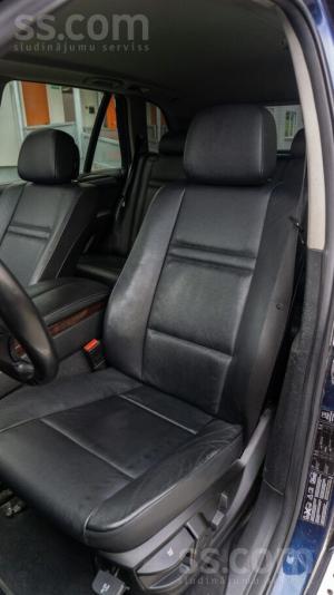 Blue BMW X5 2011 in Riga, with an engine capacity of 3.00 L and mileage of 305 thousand km for 9590 €, photo 27 on AUTOMOTO.COM.LV