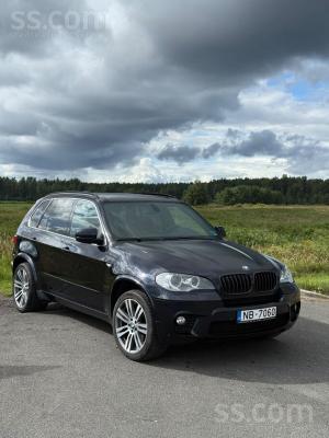 БМВ Х5 2011 в Рига на AUTOMOTO.COM.LV Синий БМВ Х5 2011 в Рига, объемом двигателя 3.00 л и пробегом 340 тыс. км за 12500 €, фото 1 на AUTOMOTO.COM.LV