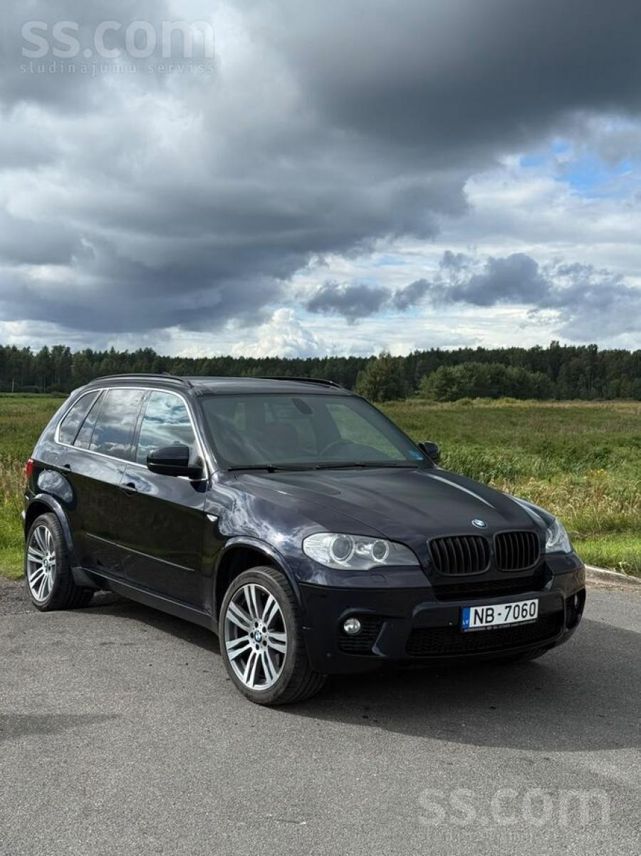 Zils BMW X5 2011 Rīga, ar dzinēja tilpumu 3.00 L un nobraukumu 340 tūkst. km par 12500 €, foto 1 vietnē AUTOMOTO.COM.LV