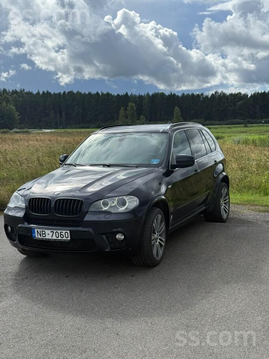 Zils BMW X5 2011 Rīga, ar dzinēja tilpumu 3.00 L un nobraukumu 340 tūkst. km par 12500 €, foto 3 vietnē AUTOMOTO.COM.LV