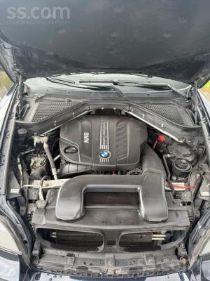 Zils BMW X5 2011 Rīga, ar dzinēja tilpumu 3.00 L un nobraukumu 340 tūkst. km par 12500 €, foto 9 vietnē AUTOMOTO.COM.LV