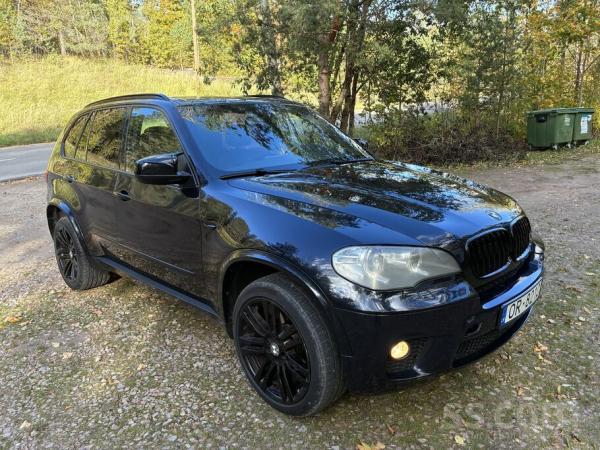 BMW X5 2011 in Dobele on AUTOMOTO.COM.LV Blue BMW X5 2011 in Dobele, with an engine capacity of 3.00 L and mileage of 294 thousand km for 8400 €, photo 3 on AUTOMOTO.COM.LV