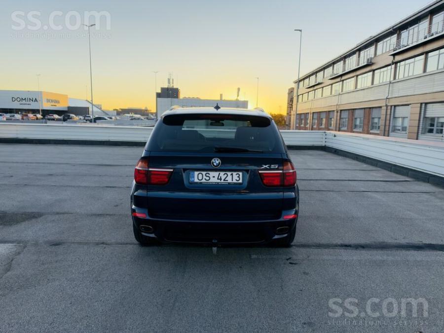 Zils BMW X5 2011 Rīga, ar dzinēja tilpumu 3.00 L un nobraukumu 244 tūkst. km par 11990 €, foto 8 vietnē AUTOMOTO.COM.LV