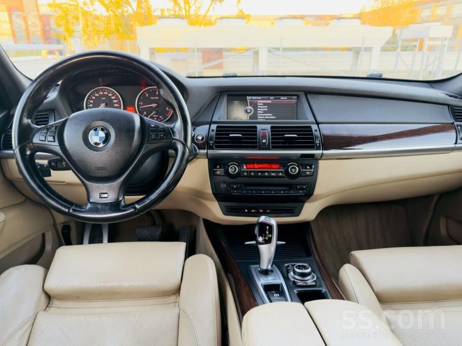 Zils BMW X5 2011 Rīga, ar dzinēja tilpumu 3.00 L un nobraukumu 244 tūkst. km par 11990 €, foto 13 vietnē AUTOMOTO.COM.LV