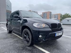 Zils BMW X5 2012 Viļņa, ar dzinēja tilpumu 2.98 L un nobraukumu 281 tūkst. km par 9200 €, foto 5 vietnē AUTOMOTO.COM.LV