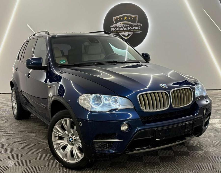 Blue BMW X5 2012 in Marijampole, with an engine capacity of 2.99 L and mileage of 267 thousand km for 12999 €, photo 1 on AUTOMOTO.COM.LV