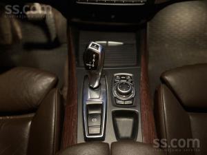 Zils BMW X5 2012 Jelgava, ar dzinēja tilpumu 3.00 L un nobraukumu 340 tūkst. km par 12000 €, foto 13 vietnē AUTOMOTO.COM.LV