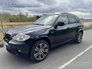 Zils BMW X5 2012 Rīga, ar dzinēja tilpumu 3.00 L un nobraukumu 305 tūkst. km par 9800 €, foto  vietnē AUTOMOTO.COM.LV