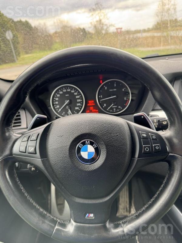 Blue BMW X5 2012 in Riga, with an engine capacity of 3.00 L and mileage of 305 thousand km for 9800 €, photo 10 on AUTOMOTO.COM.LV
