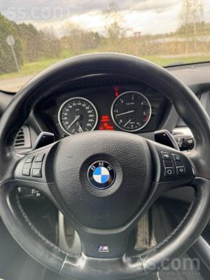 Blue BMW X5 2012 in Riga, with an engine capacity of 3.00 L and mileage of 305 thousand km for 9800 €, photo 11 on AUTOMOTO.COM.LV
