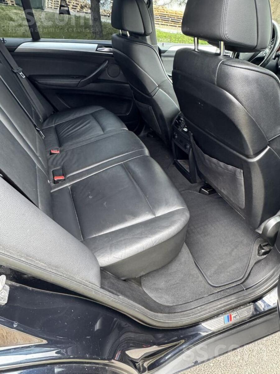 Blue BMW X5 2012 in Riga, with an engine capacity of 3.00 L and mileage of 305 thousand km for 9800 €, photo 14 on AUTOMOTO.COM.LV