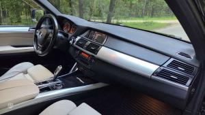 Blue BMW X5 2012 in Plunge, with an engine capacity of 2.99 L and mileage of 273 thousand km for 11700 €, photo 16 on AUTOMOTO.COM.LV