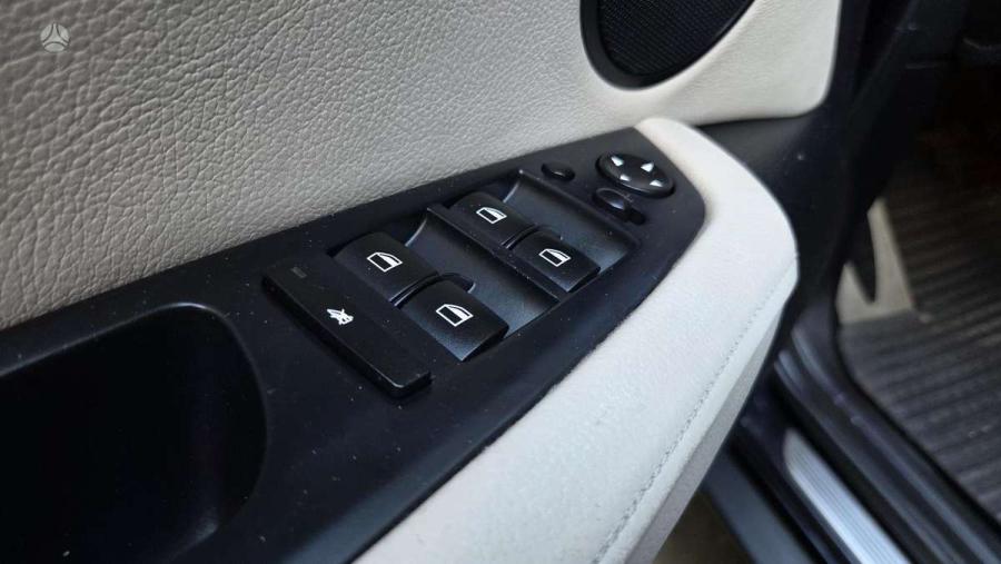 Blue BMW X5 2012 in Plunge, with an engine capacity of 2.99 L and mileage of 273 thousand km for 11700 €, photo 22 on AUTOMOTO.COM.LV