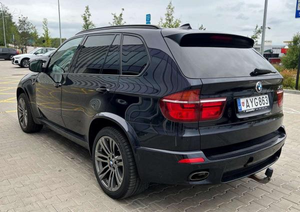 Zils BMW X5 2012 Viļņa, ar dzinēja tilpumu 3.00 L un nobraukumu 269 tūkst. km par 12800 €, foto 4 vietnē AUTOMOTO.COM.LV