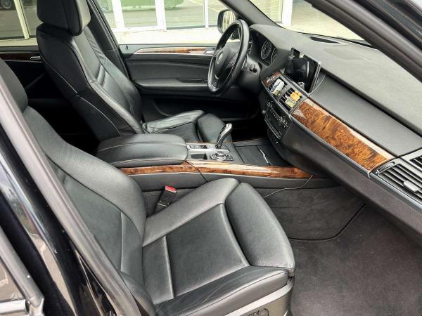 Zils BMW X5 2012 Viļņa, ar dzinēja tilpumu 3.00 L un nobraukumu 269 tūkst. km par 12800 €, foto 8 vietnē AUTOMOTO.COM.LV