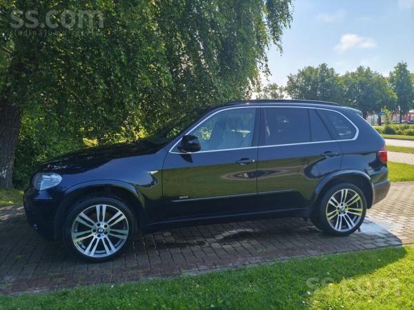 Zils BMW X5 2012 Ventspils, ar dzinēja tilpumu 3.00 L un nobraukumu 289 tūkst. km par 12100 €, foto 3 vietnē AUTOMOTO.COM.LV