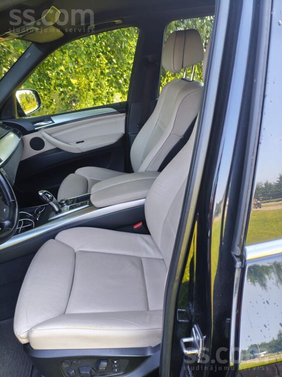Zils BMW X5 2012 Ventspils, ar dzinēja tilpumu 3.00 L un nobraukumu 289 tūkst. km par 12100 €, foto 6 vietnē AUTOMOTO.COM.LV